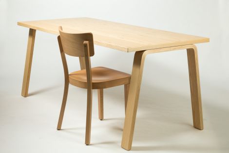 Bach Table | Thonet